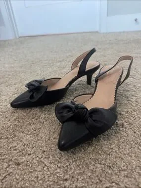Isaac Mizrahi | Shoes | Isaac Mizrahi Black Bow Pointedtoe Slingback ...